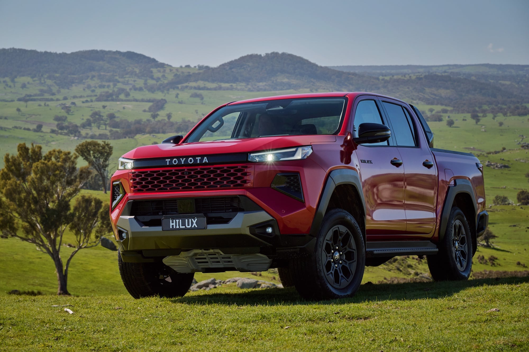 10 Things Towers Need to Know: 2026 Toyota HiLux Towing - What's Up ...